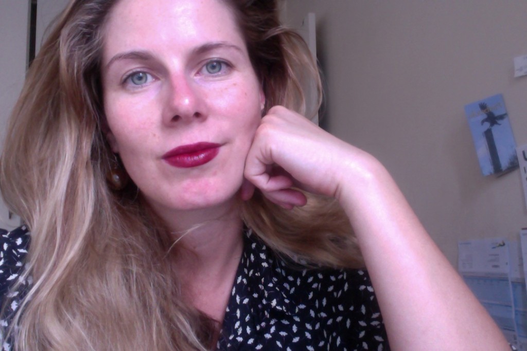 Meet the Slinkies: Kate Liston-Mills - short Australian stories ...